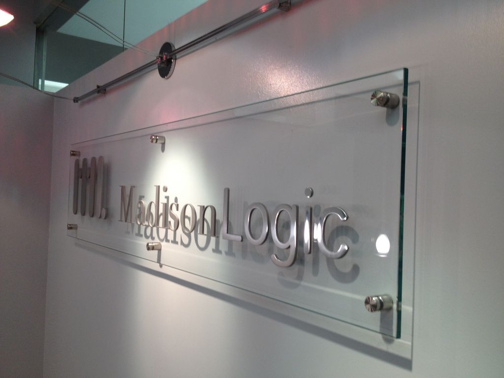 ACRYLIC SIGNAGES - Lakshya Signages | Manufacturer of signages in Delhi ...